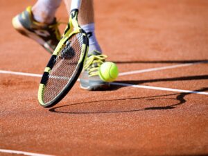 The Evolution of Tennis Rackets: From Wood to Graphene - Tennis Connected