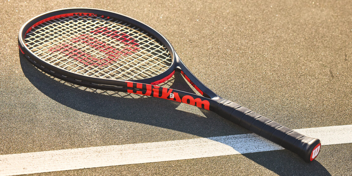 Reviewing the 2025 Wilson Clash V3 100 Racquet - Tennis Connected